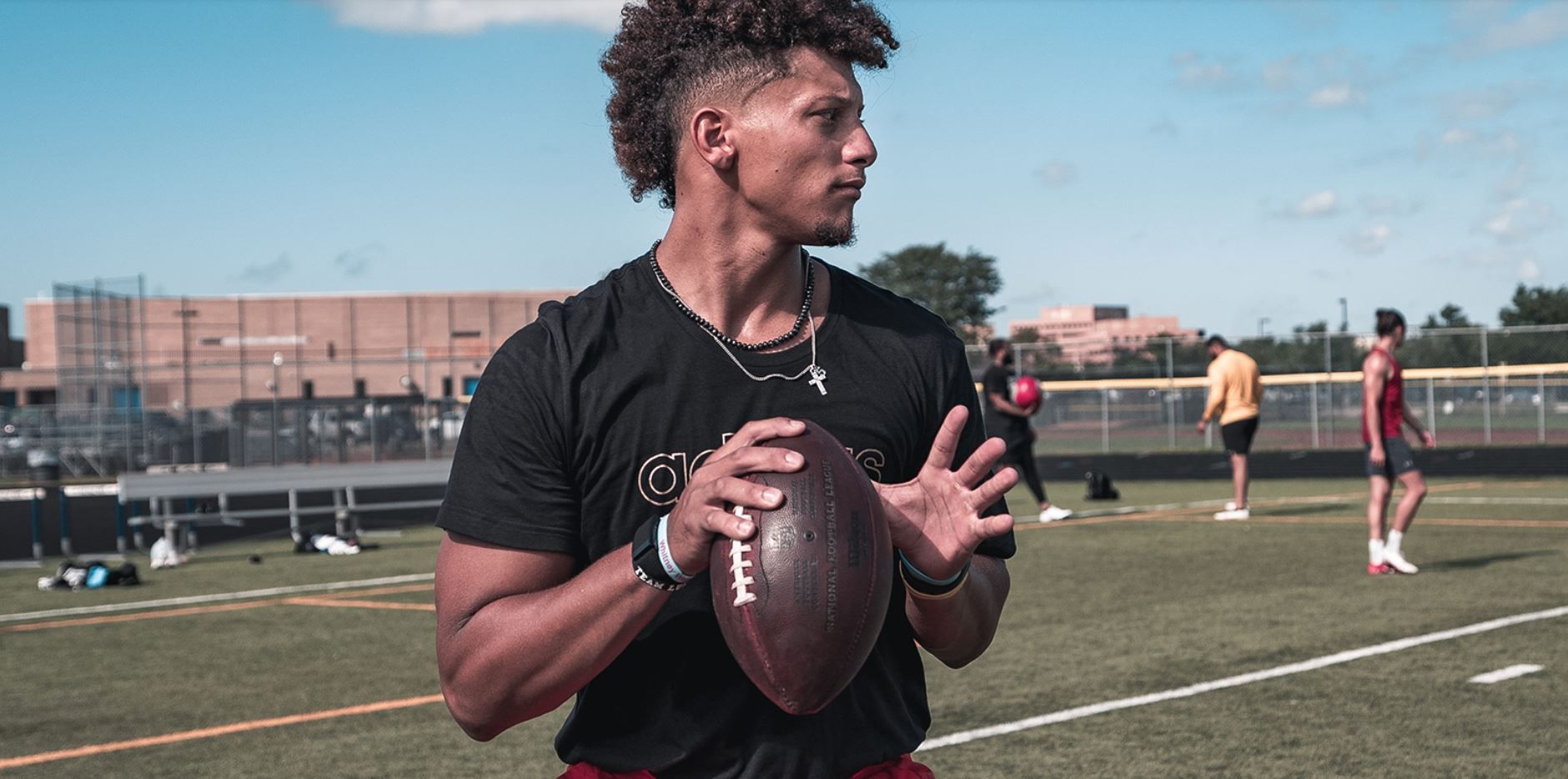 NFL players turn to wearable for health checks | IT Pro