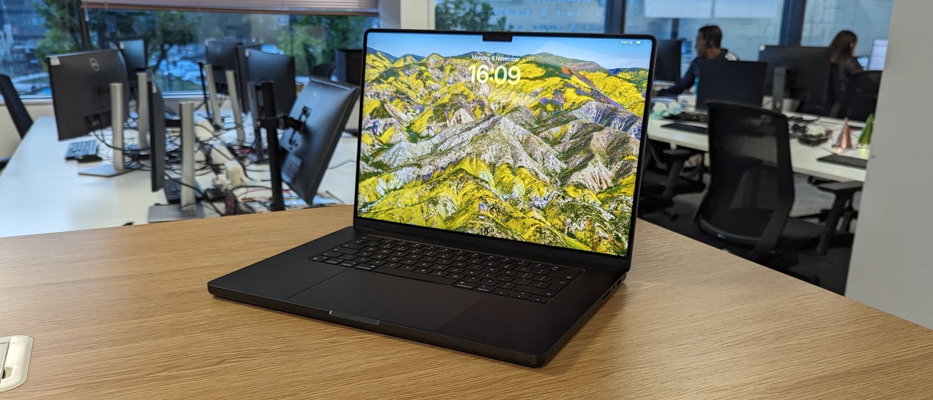 Apple MacBook Pro 16-inch (M3 Max): maximum power, maximum price tag ...