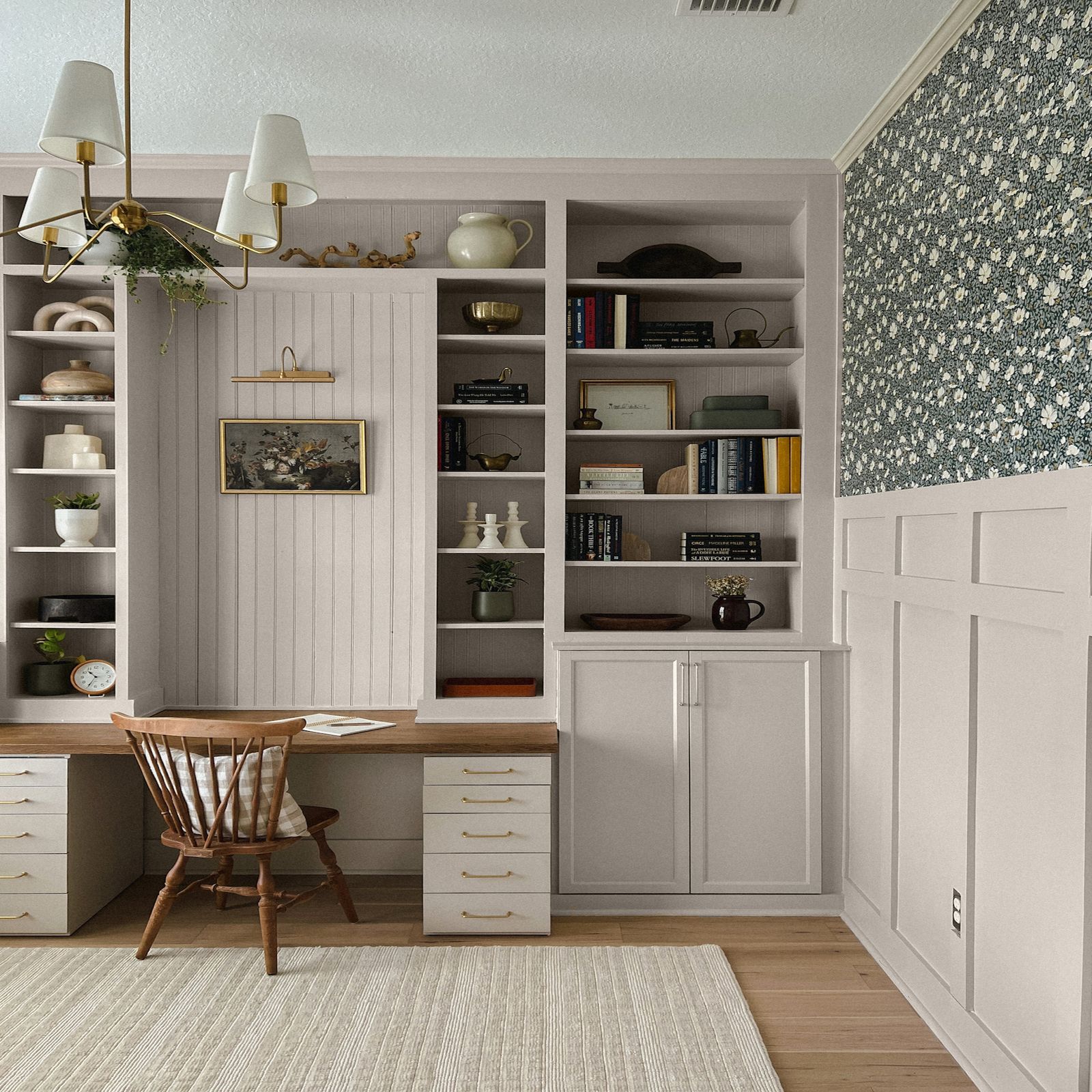 Best colors to paint a small office: 5 expert-approved hues | Real Homes