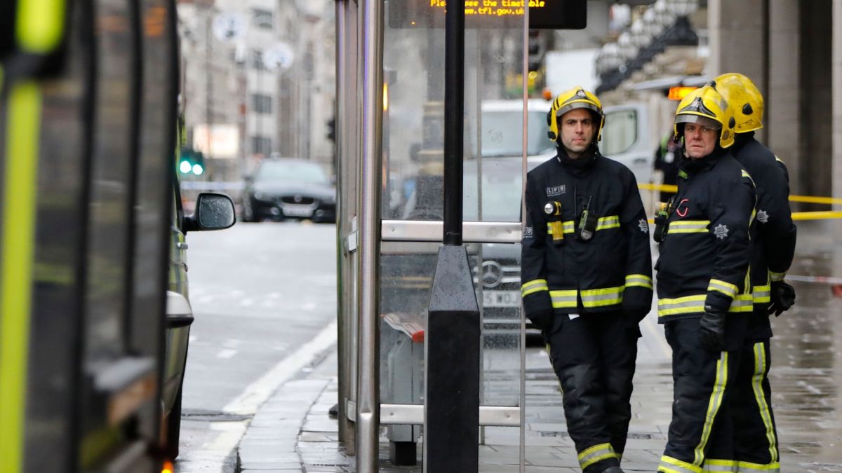 Fire Brigade reveals strangest 999 calls | The Week