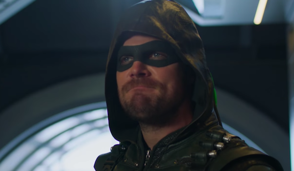 Stephen Amell's Arrow Beard Is Coming Along Nicely | Cinemablend