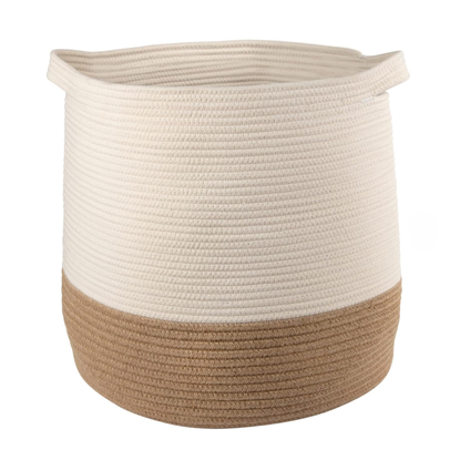 Try this 'tidy toss' trick for quick closet organization | Livingetc