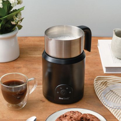 I tried ProCook’s new hot chocolate maker and milk frother | Ideal Home