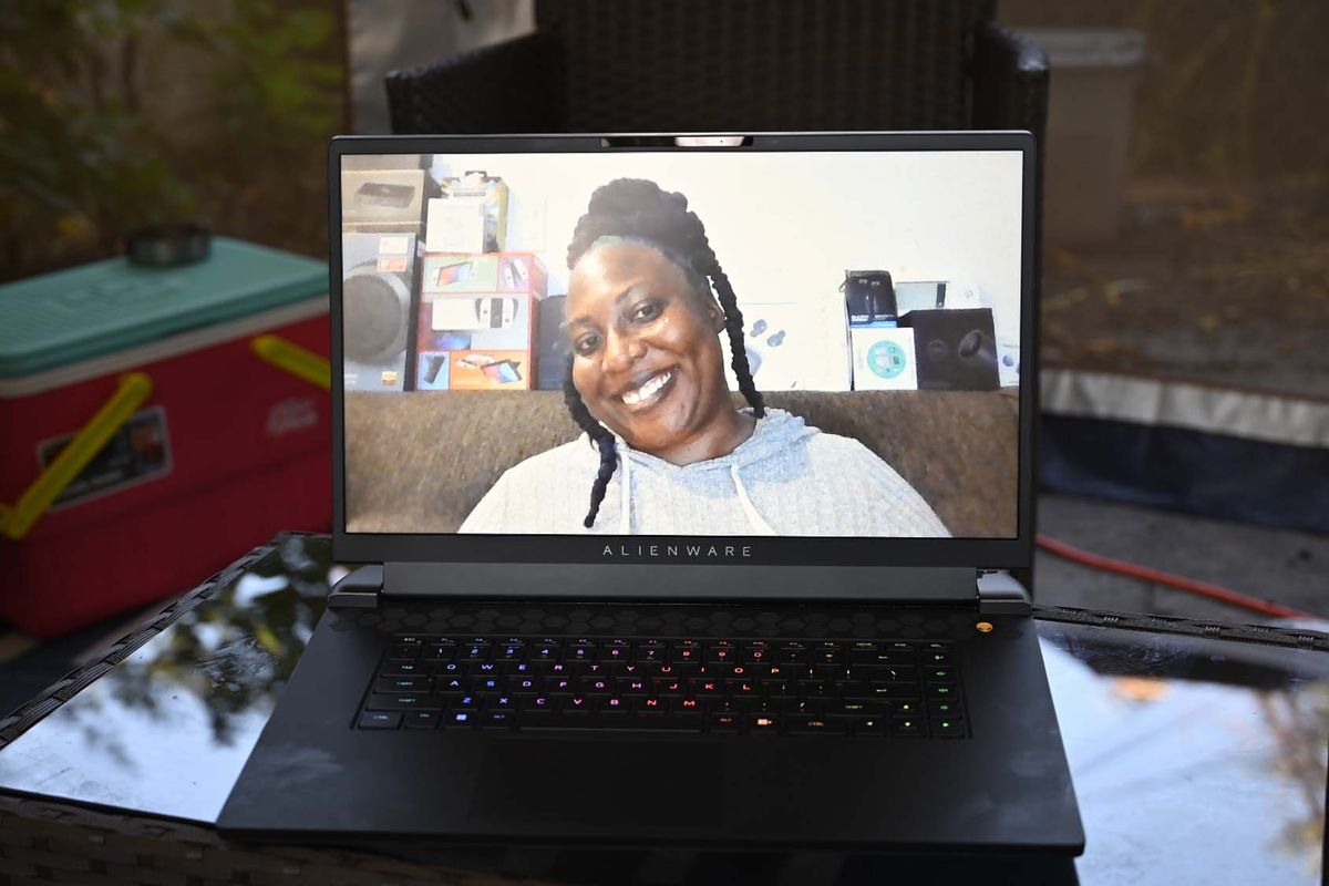 Alienware m17 R5 (AMD Advantage): Meet the king of AMD gaming laptops ...