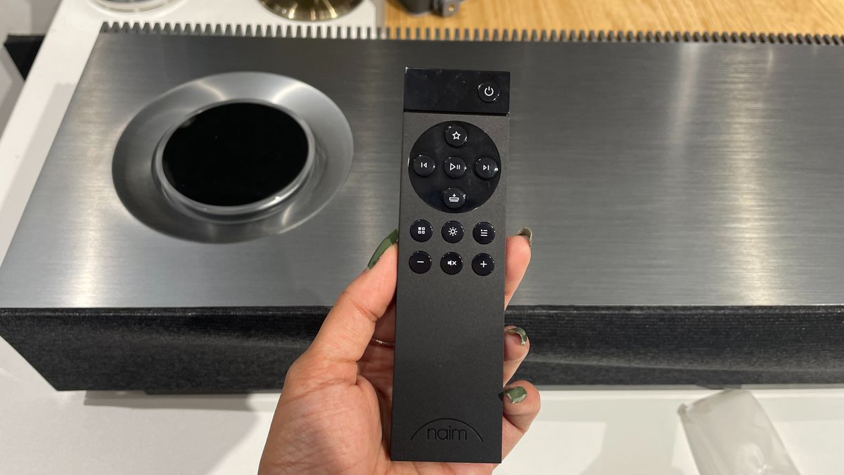 Ruark Audio R410 vs Naim Mu-so 2: which all-in-one music system is ...