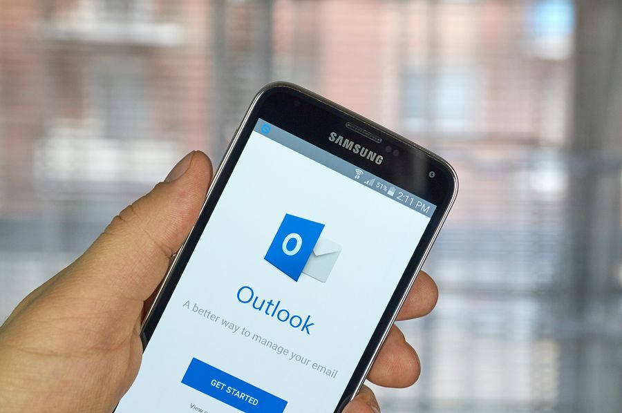 Microsoft is killing off its Outlook Web App for Android and iOS | IT Pro