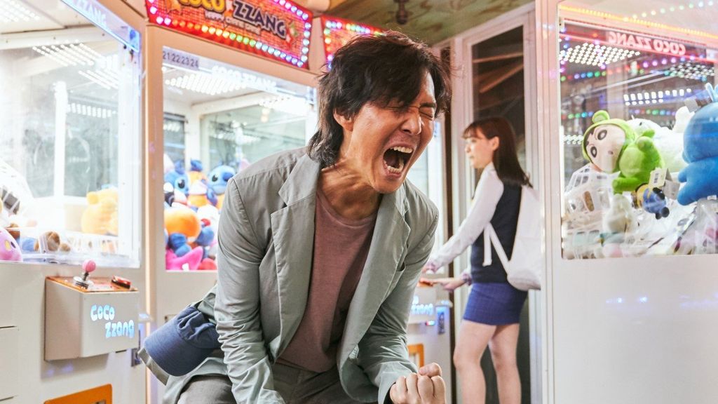 Netflix's Squid Game Phone Number Is Real, And The Dude People Keep ...