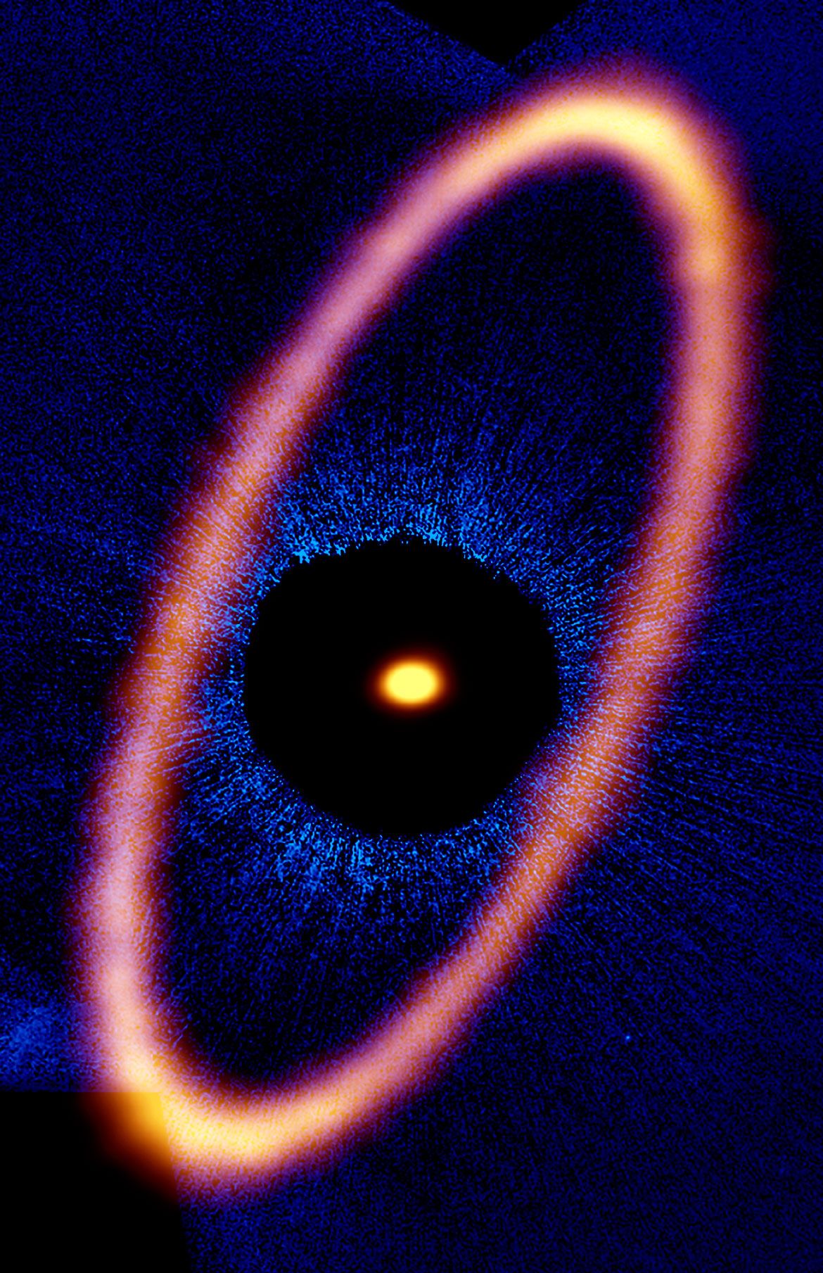 Star's Comet-Like Icy Debris Ring Captured in New Video, Images | Space