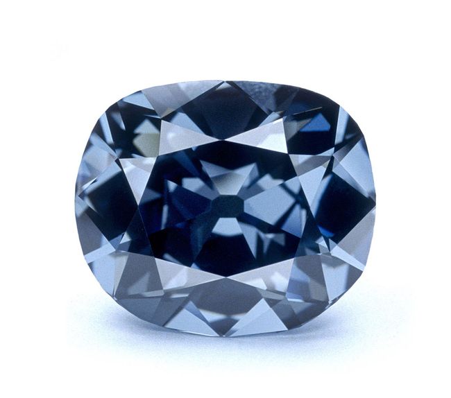 Sinister Sparkle Gallery: 13 Mysterious & Cursed Gemstones | Live Science