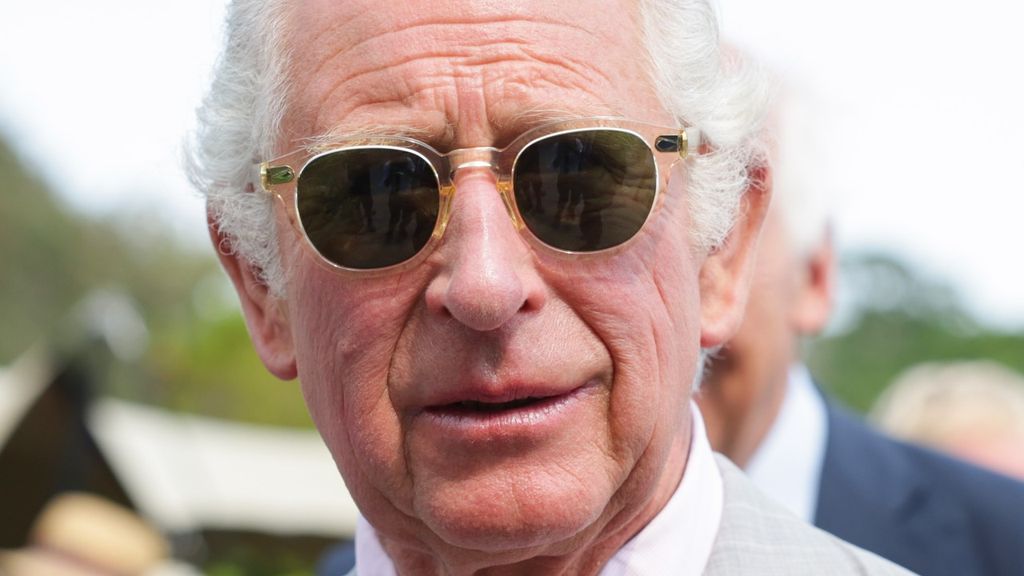 Prince Charles Candidly Reacts to His Portrayal on “The Crown” | Marie ...