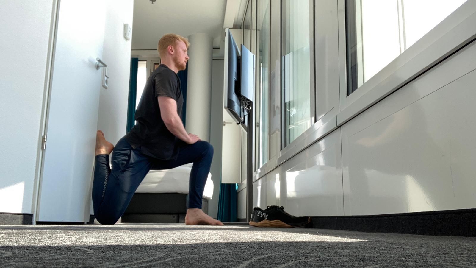 I used a five-move stretching routine to relieve knee pain, and the ...
