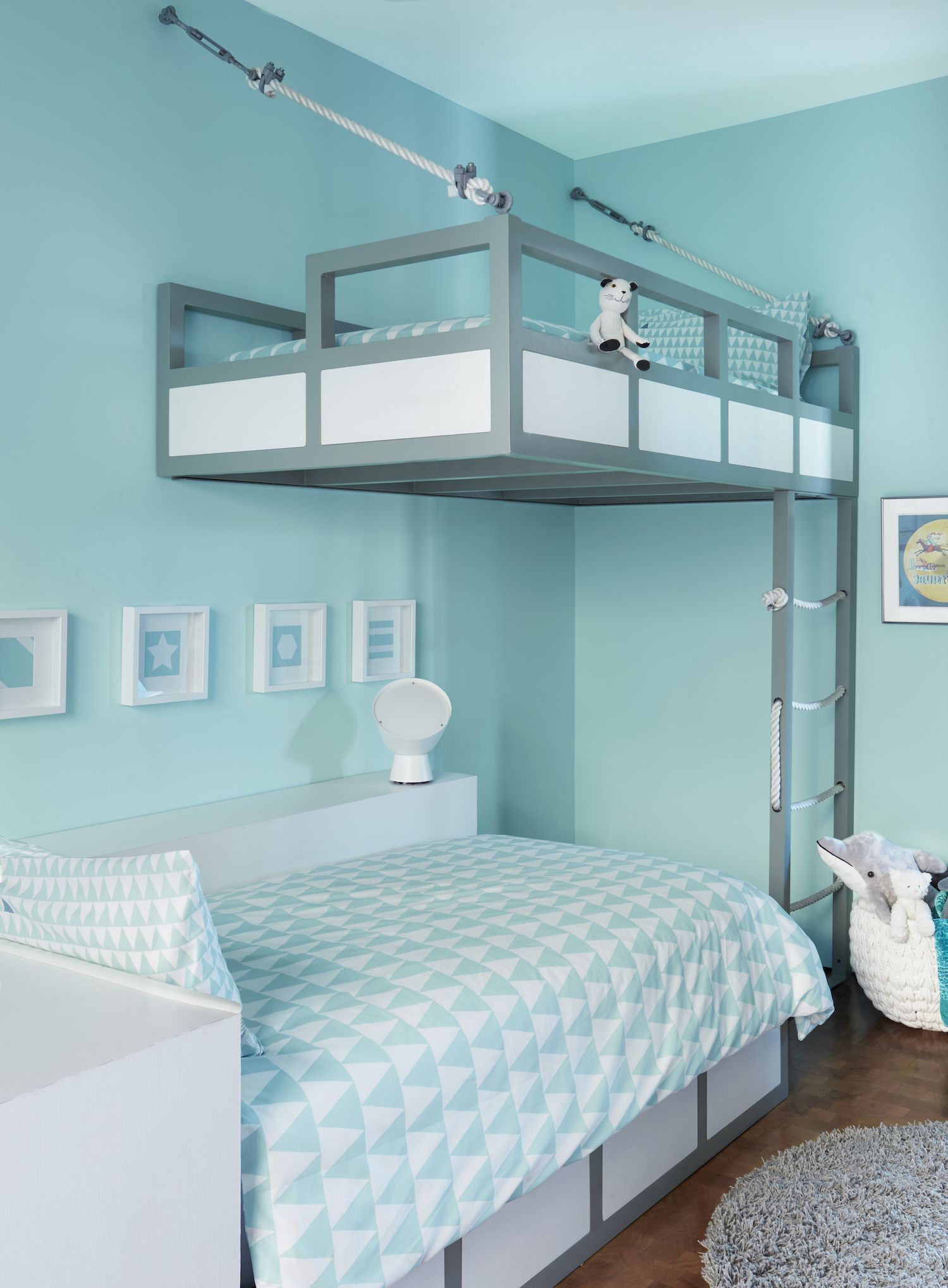 A Modern House in LA With Cool Kids Spaces, Funky Pattern & Bold Ideas