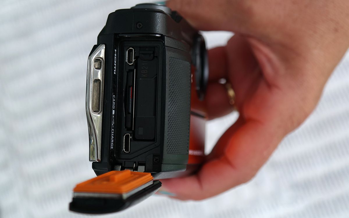 Panasonic Lumix DC-TS7 Waterproof Camera - Full Review and Benchmarks ...