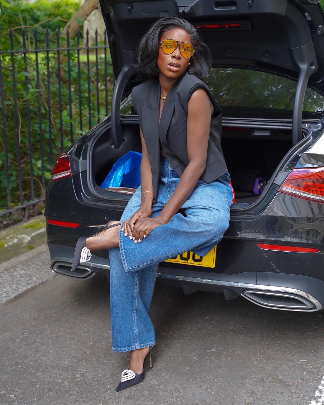 The Bubble Bob: 2025's Coolest Haircut Trend By Far | Who What Wear