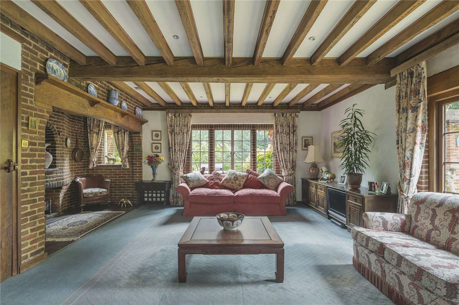 A stunning Arts-and-Crafts country house, with six bedrooms and a ...