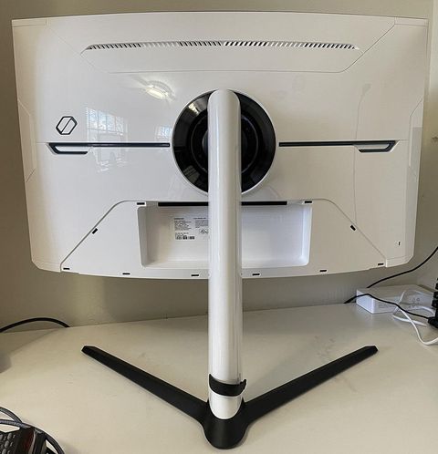 Samsung Odyssey Neo G8 32-inch 4K 240 Hz Gaming Monitor Review: A New ...