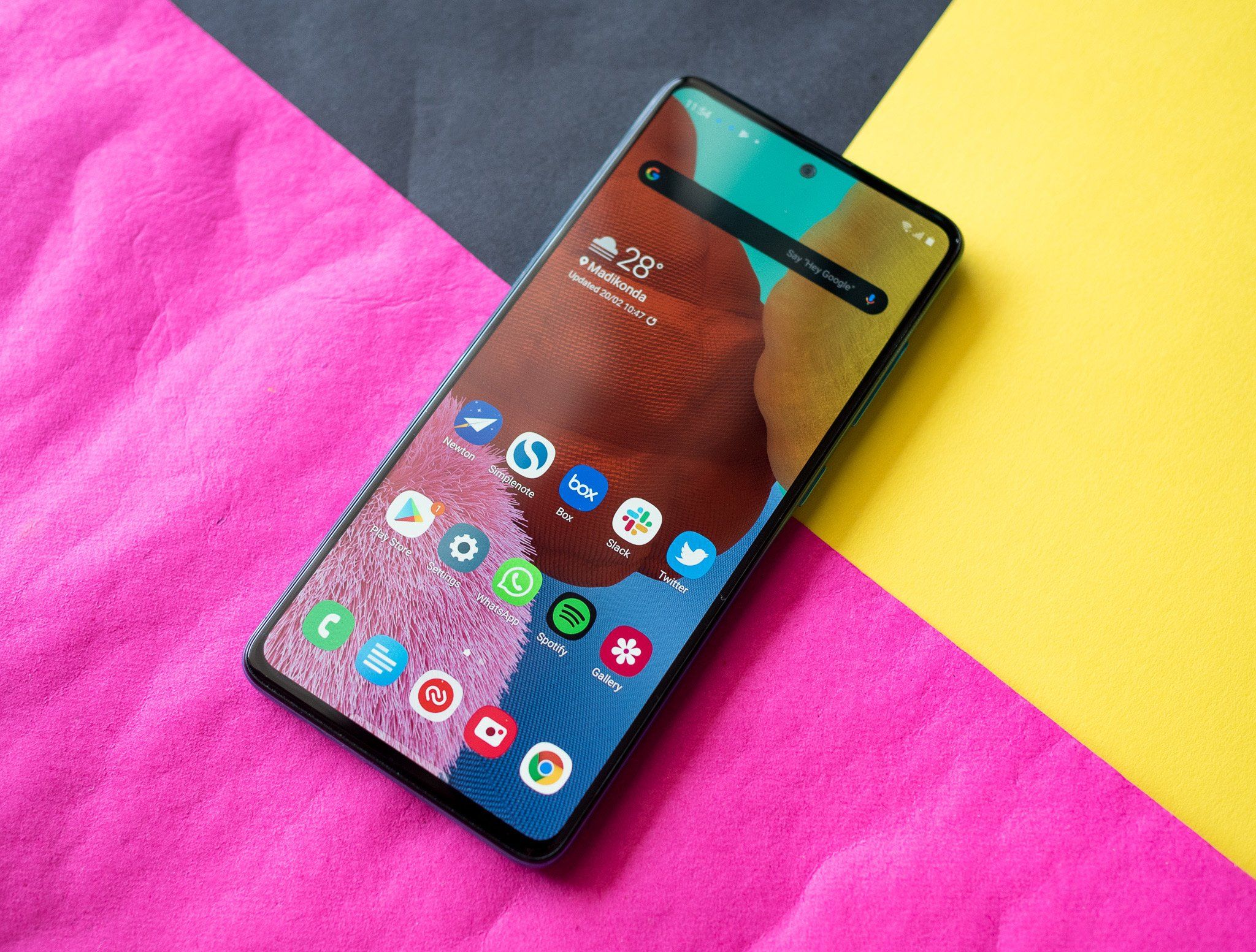 Google spills the beans on the Samsung Galaxy A52 and other unannounced ...