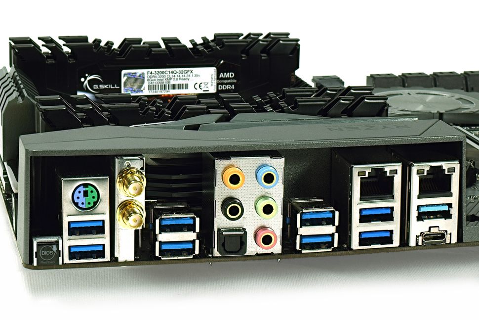 ASRock X399 Taichi Motherboard Review - Tom's Hardware | Tom's Hardware