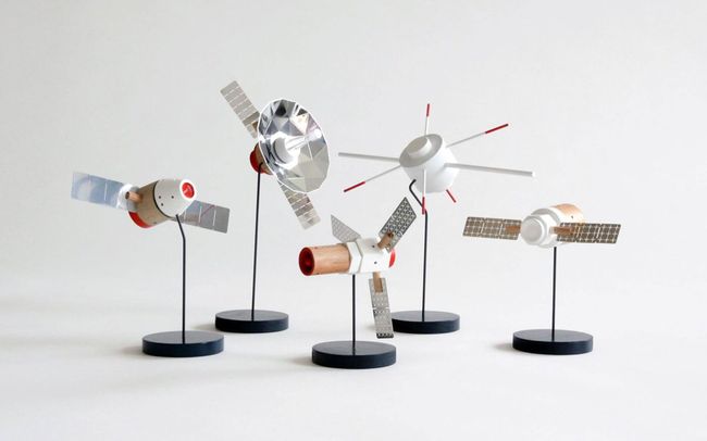 Toymaker Models NASA's Commercial Spacecraft in Miniature | Space