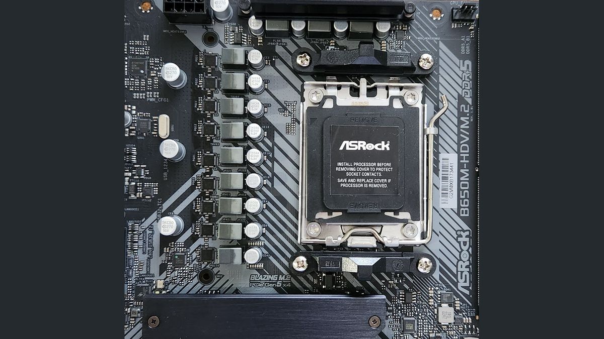 ASRock B650M-HDV/M.2 Review: Is the Cheapest Good Enough? | Tom's Hardware