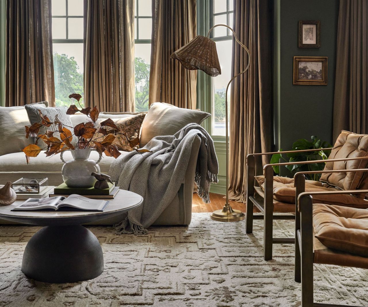 5 Nancy Meyers-inspired living rooms that are perfect for fall | Homes ...