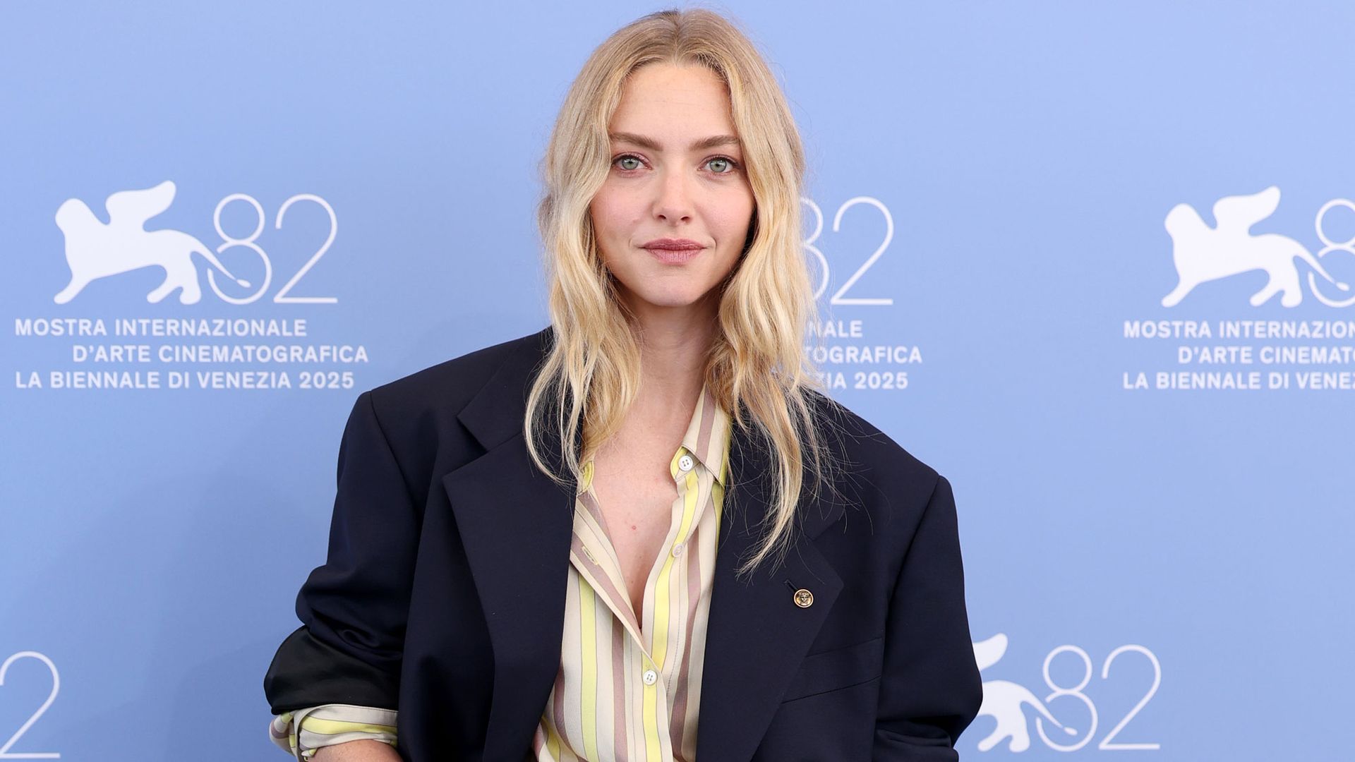 Amanda Seyfried Dispels a Rumor About Her "Ballsy" Outfit | Who What Wear