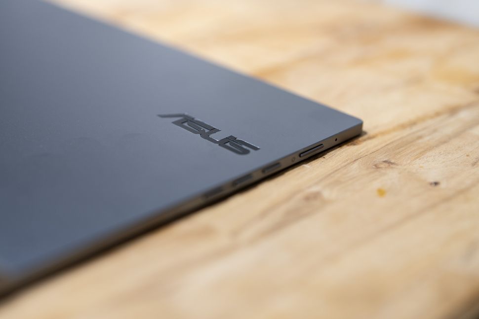 ASUS ZenScreen MQ16AH review: portable OLED quality | Creative Bloq