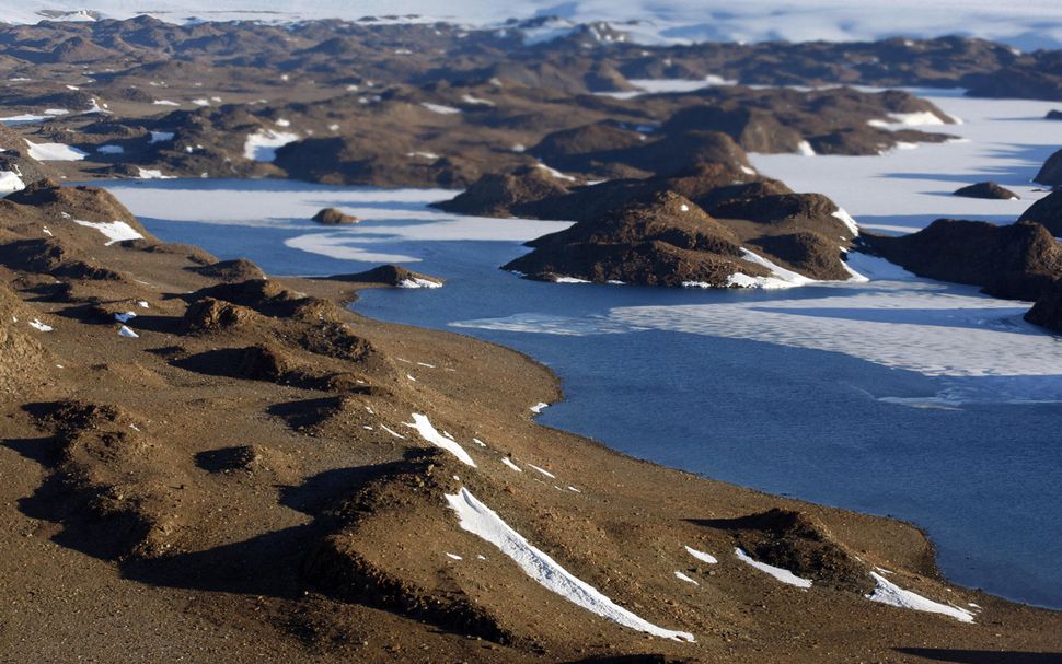 Antarctica: The Ice-Covered Bottom of the World (Photos) | Live Science