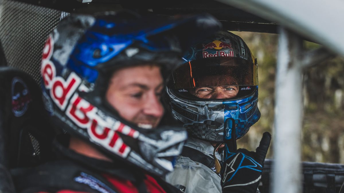 Watch Matt Jones and Mad Mike Whiddett race a 170 kmph truck down Red ...