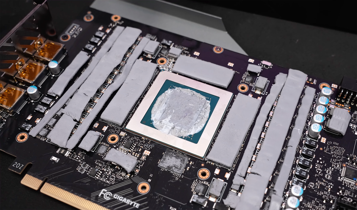Gigabyte's RTX 4090 has Traces of NVLink | Tom's Hardware