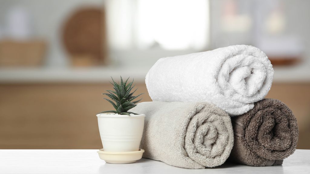 8 towel storage ideas to keep your bathroom neat and tidy | Ideal Home