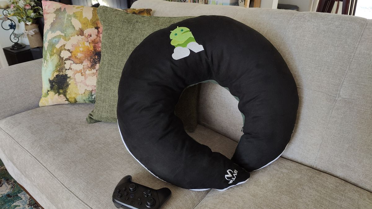 Valari Gaming Pillow review: Simple, ergonomic comfort for marathon ...