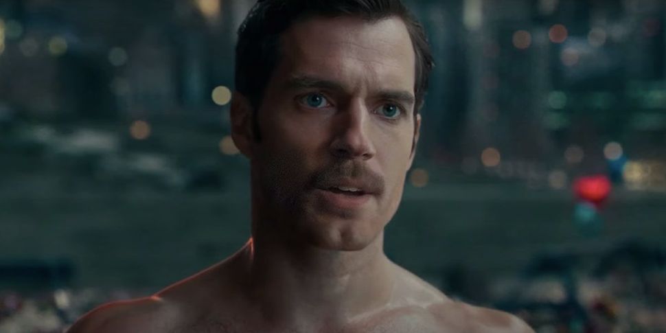 Someone Added Henry Cavill’s Mustache Back To Justice League, And I Can ...