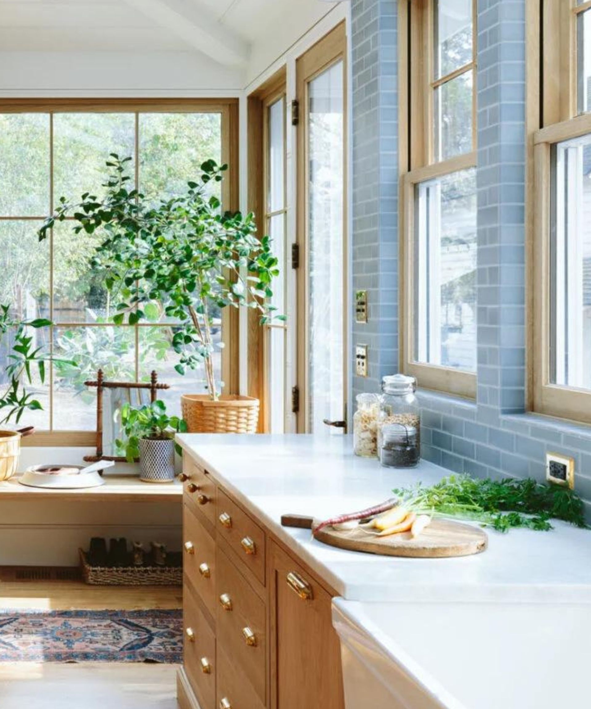 Emily Henderson's kitchen is the perfect balance between form and ...