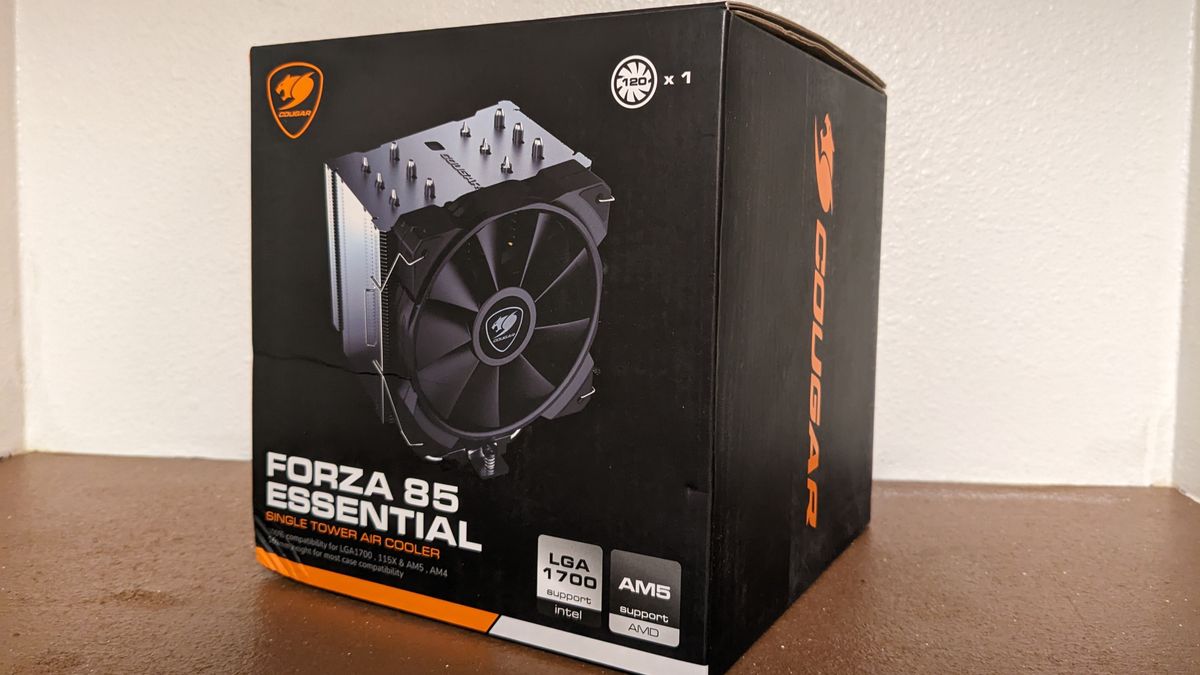 Cougar Forza 85 Essential Review: A Streamlined Forza 85 | Tom's Hardware