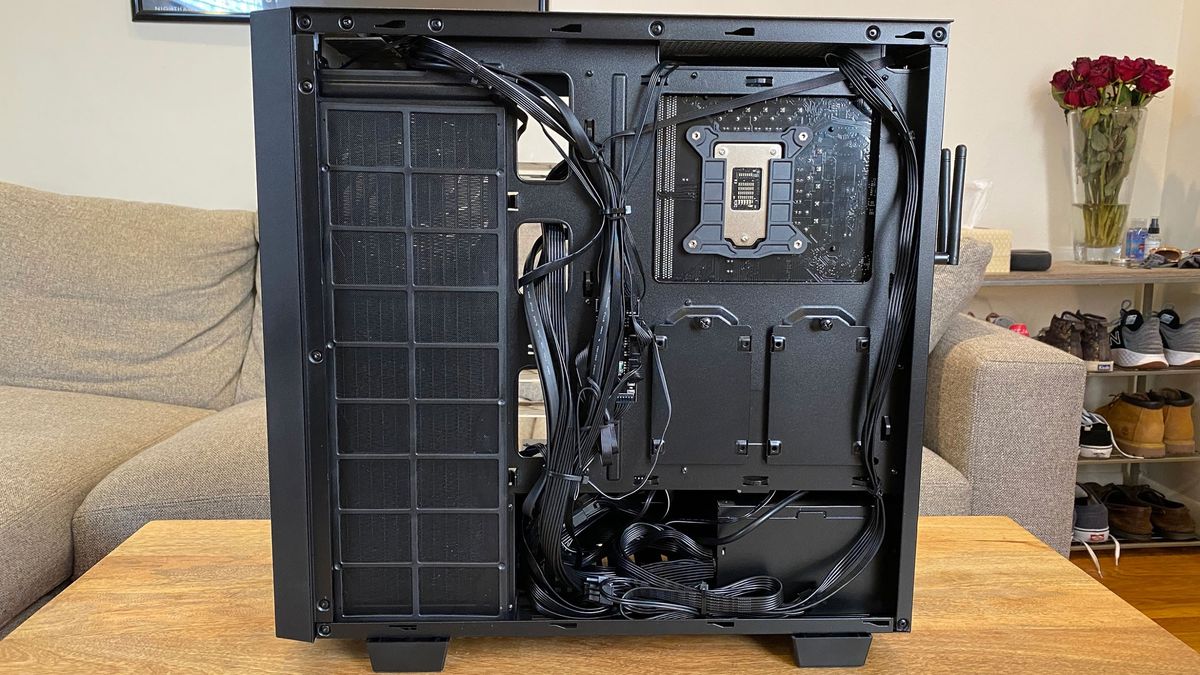 iBuypower Element CL Pro Review: The Achievable Hardline | Tom's Hardware