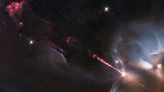 Hubble telescope captures spectacular laser-like jet from infant star ...