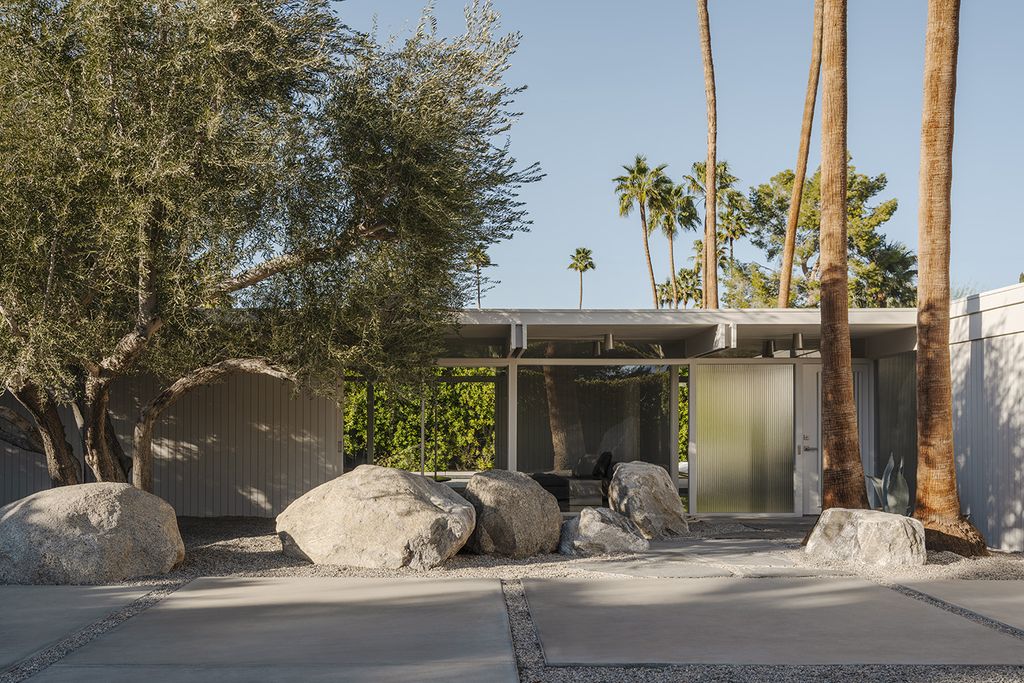 This Donald Wexler house is so magical, its owner bought it twice ...