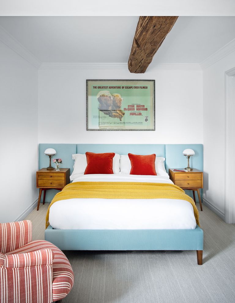 Small bedroom layout ideas: 12 ways to arrange your space | Homes and ...