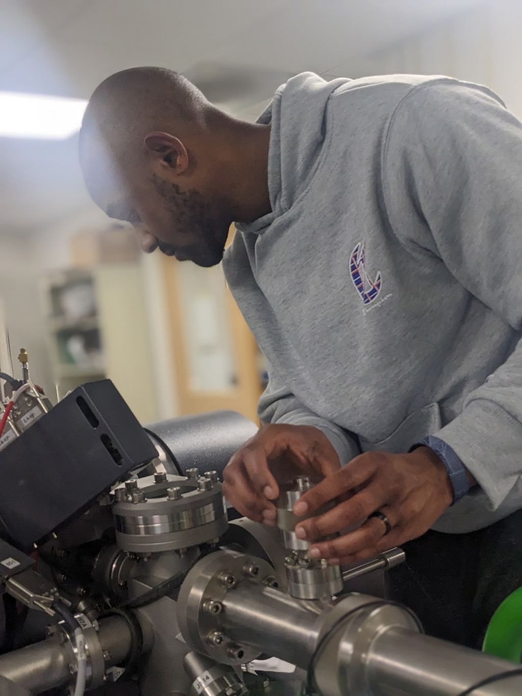 Scientists open untouched Apollo 17 lunar samples from 1972 — they may ...