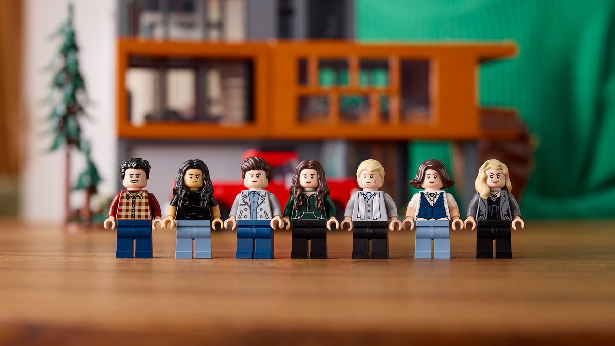 Lego Twilight House revealed, and yes, it includes sparkly vampires ...