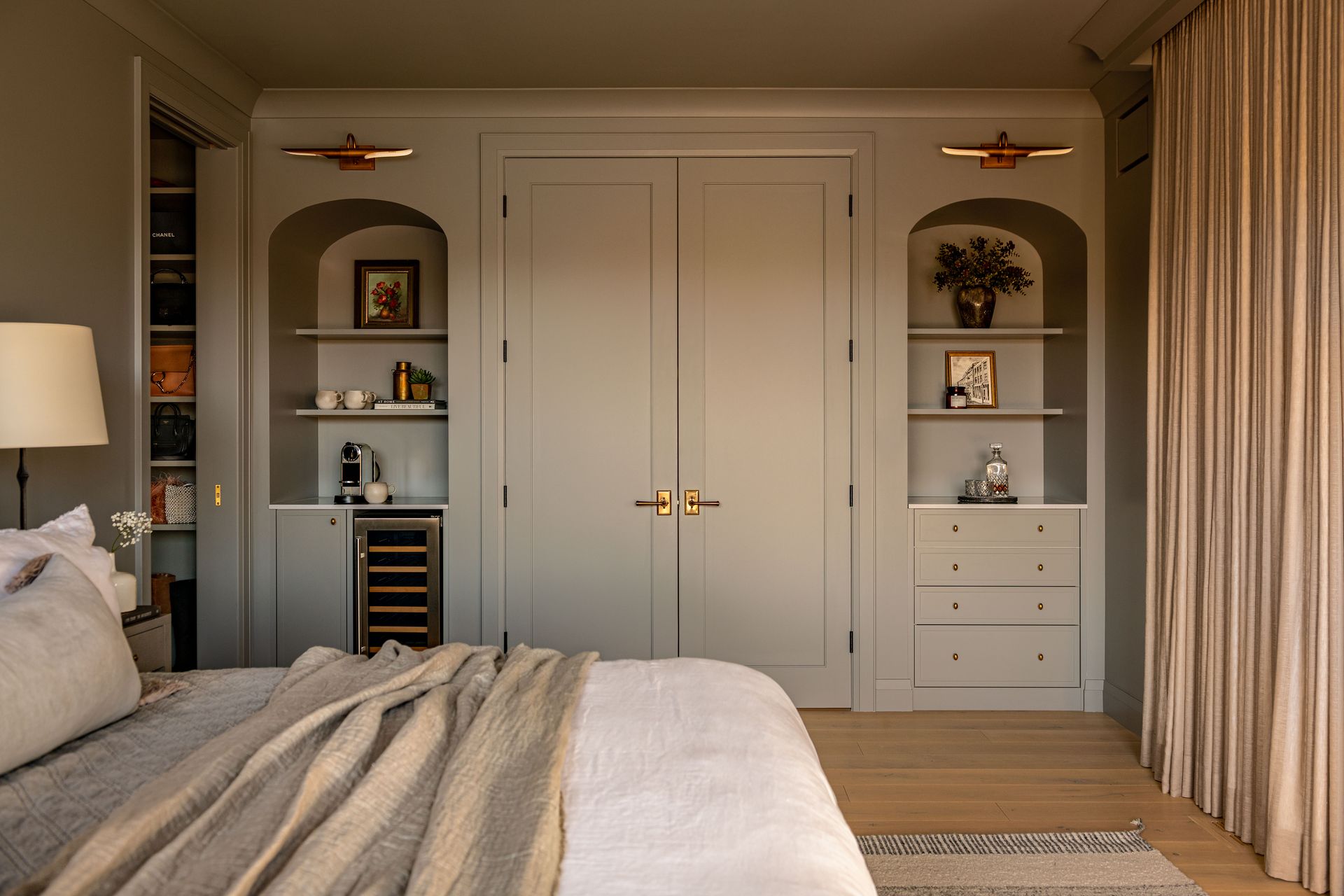 4 Positive Colors for a Bedroom That Feel Uplifting | Livingetc