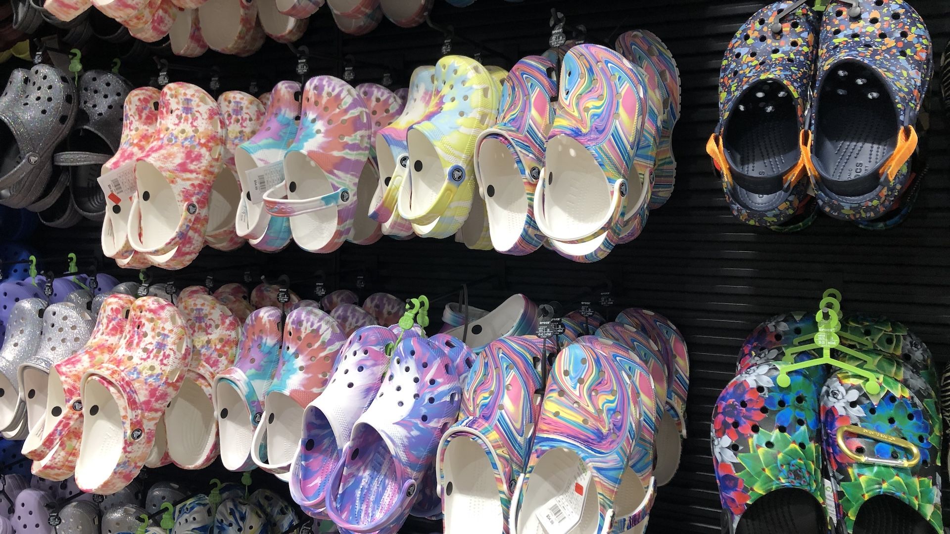 I love my Crocs Clogs – even though they are so ugly | Advnture