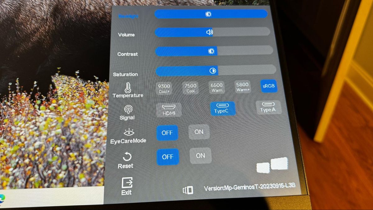 Mobile Pixel Geminos T Monitor Review: Dual 24-inch Displays and Touch for Windows and macOS ...