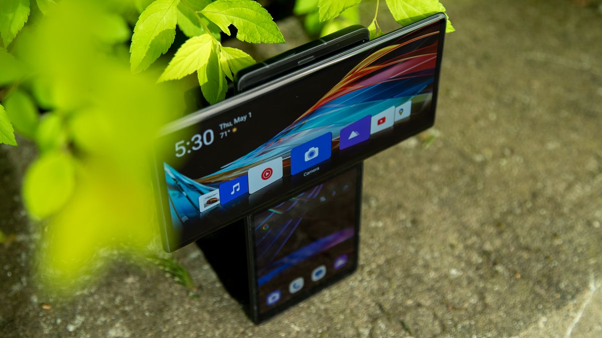 Revisiting the LG Wing: A look back at LG's swivel smartphone flop ...