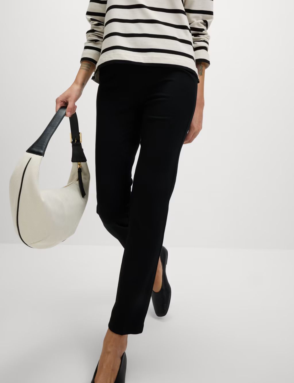 These Chic Flat Shoes Make Cropped Trousers Look So Elegant | Who What Wear