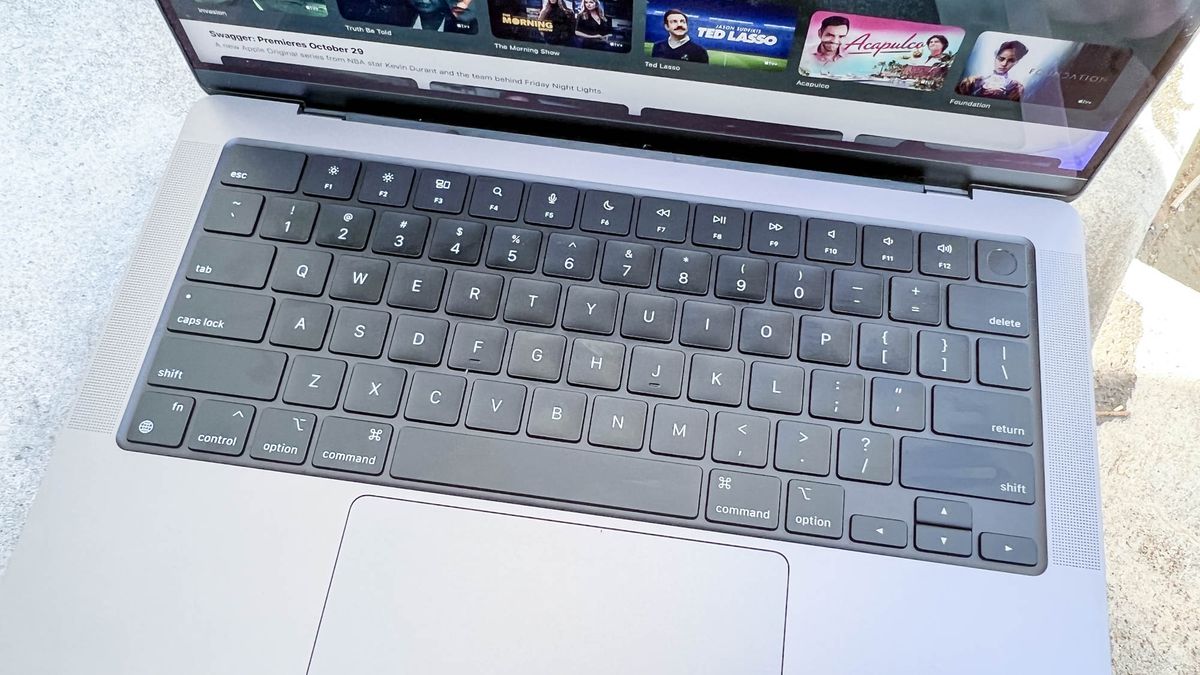 MacBook Pro 14 review | Laptop Mag