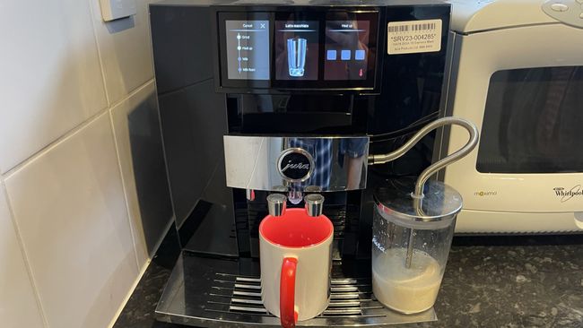 JURA GIGA 10 coffee machine review | Top Ten Reviews