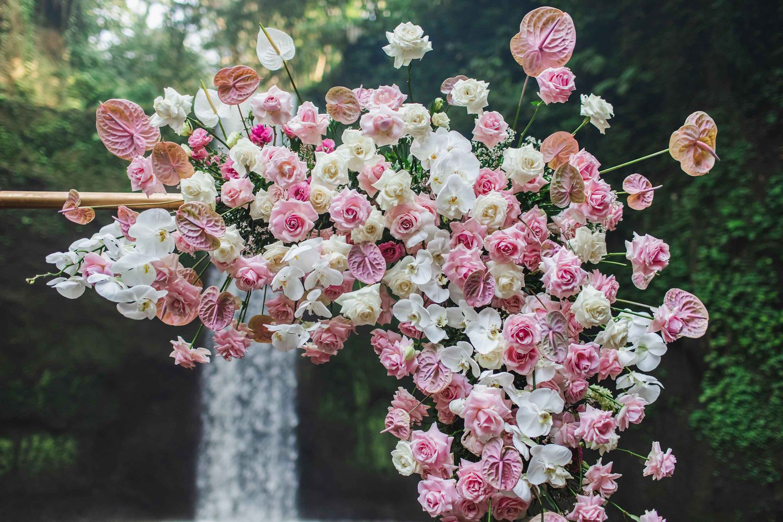 Flower wall ideas: 14 blooming backdrops for decorating special ...
