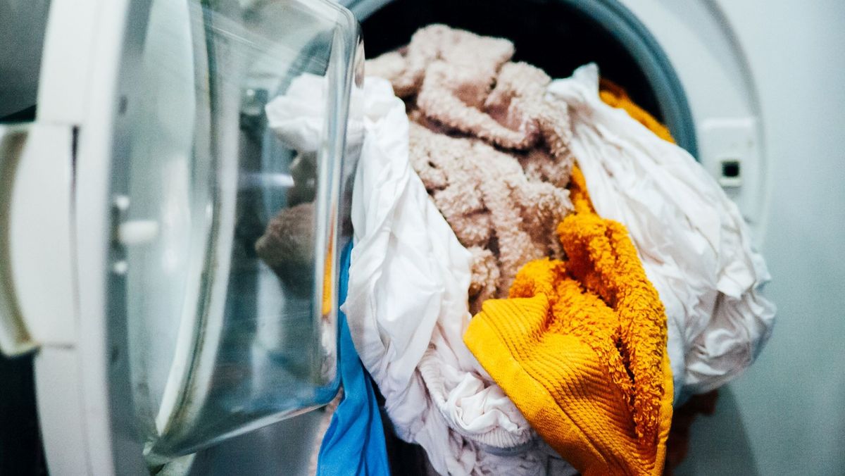 5 things never to do with the quick wash cycle on your washing machine ...